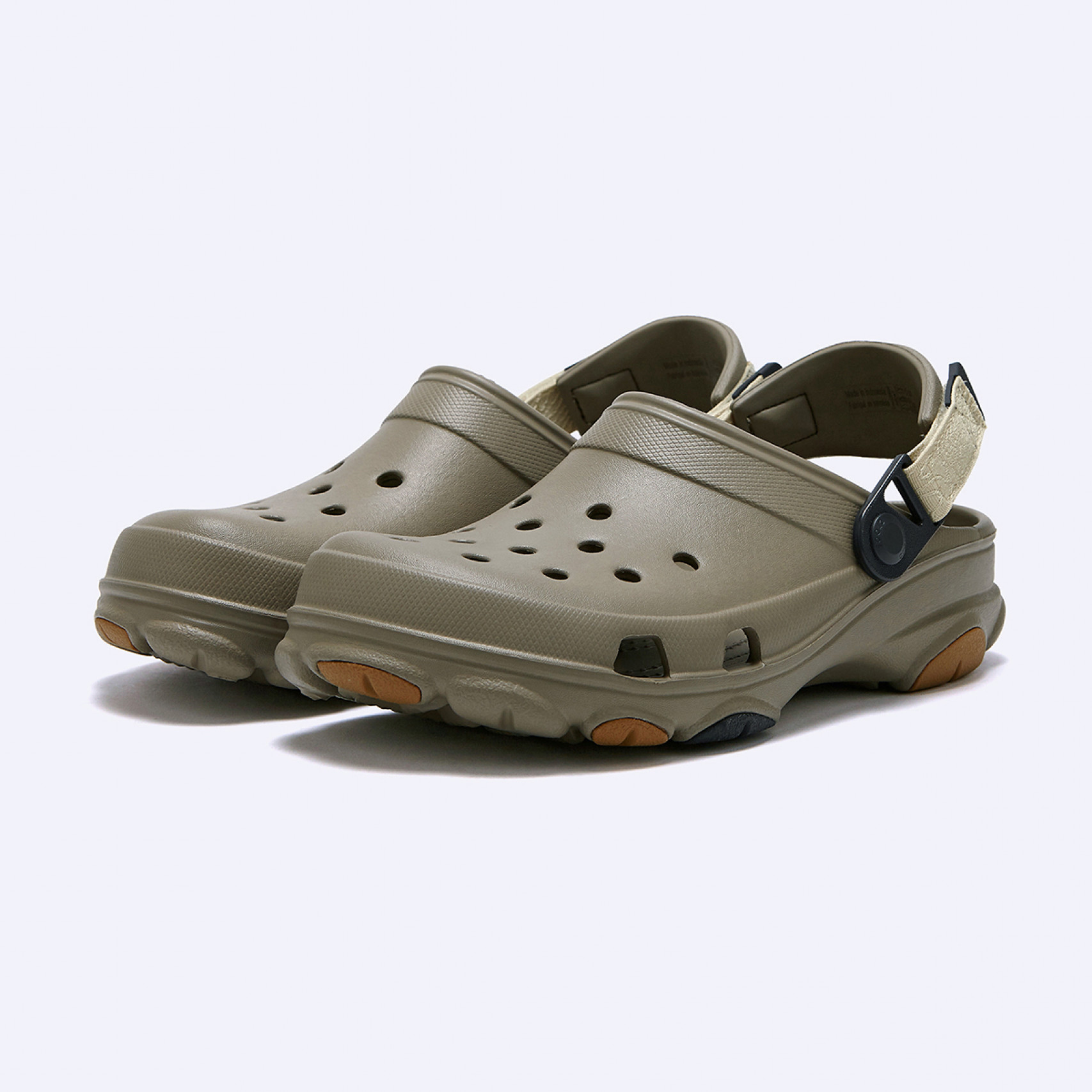 크록스 CROCS 클래식 올 터레인 클로그 , 206340-2F9