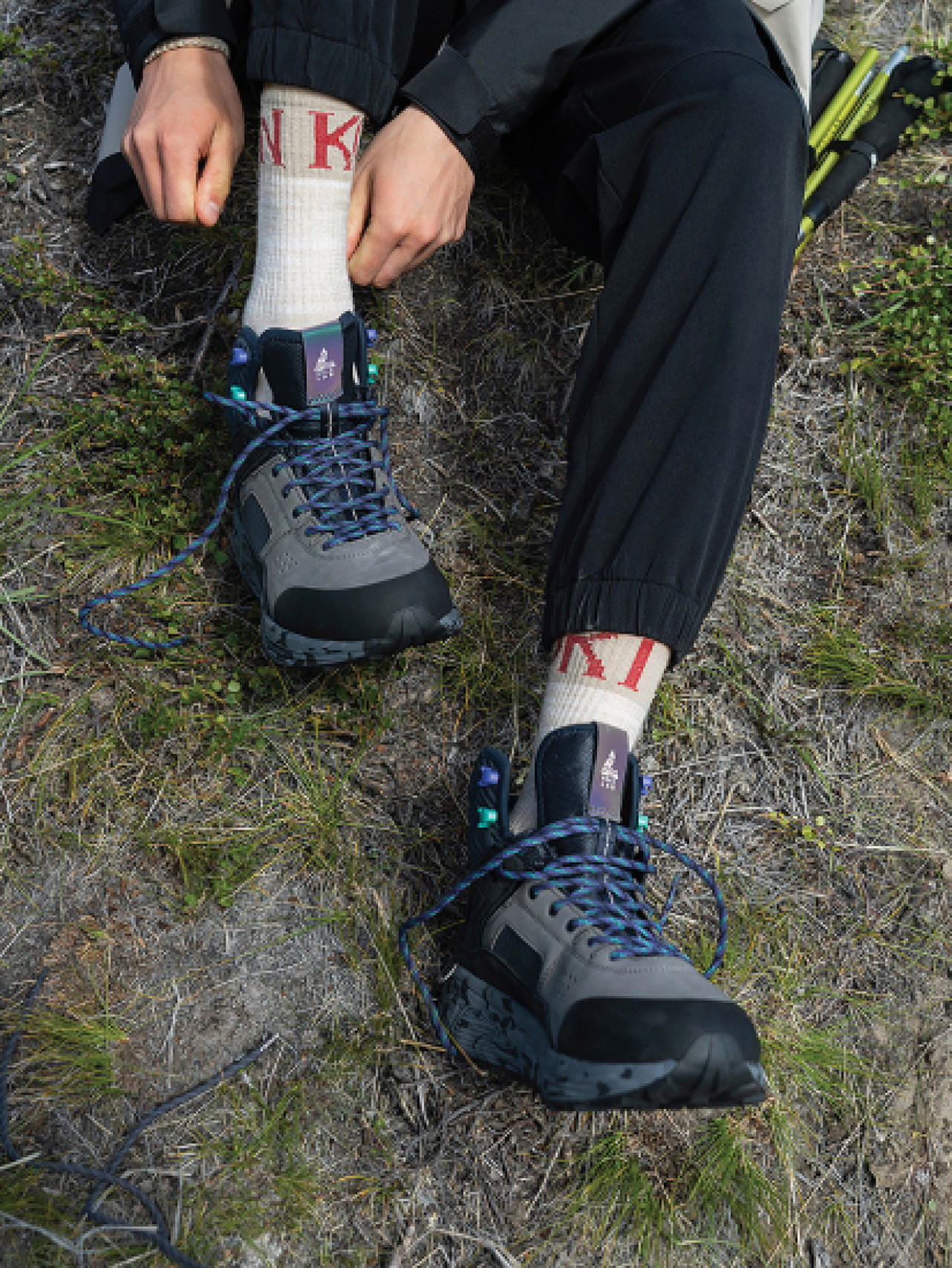 남녀공용 하이킹화 #트라이포드 미드 FE4BX22200DGY FE4BX22200